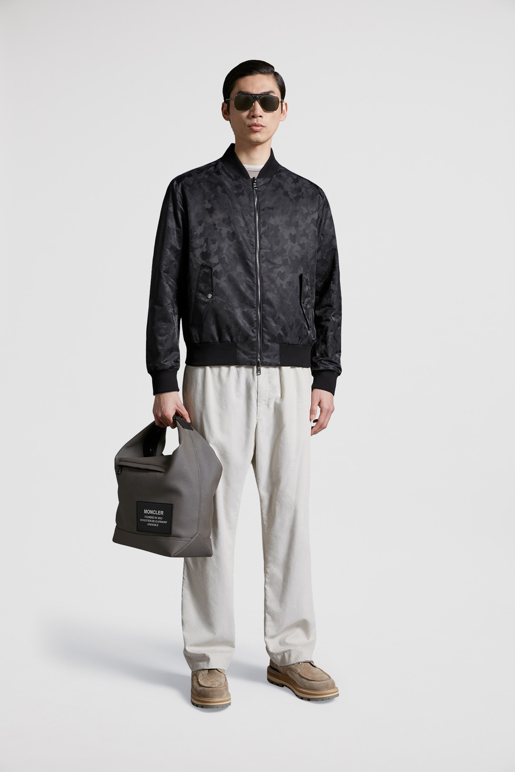 Plumíferos de Invierno y Ligeros - Ropa De Abrigo Hombre | Moncler