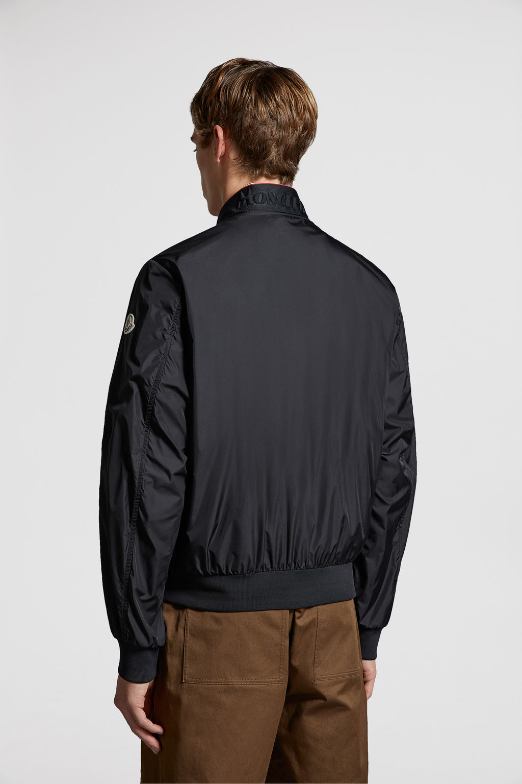 Black Reppe Rain Jacket - Windbreakers & Raincoats for Men | Moncler SG