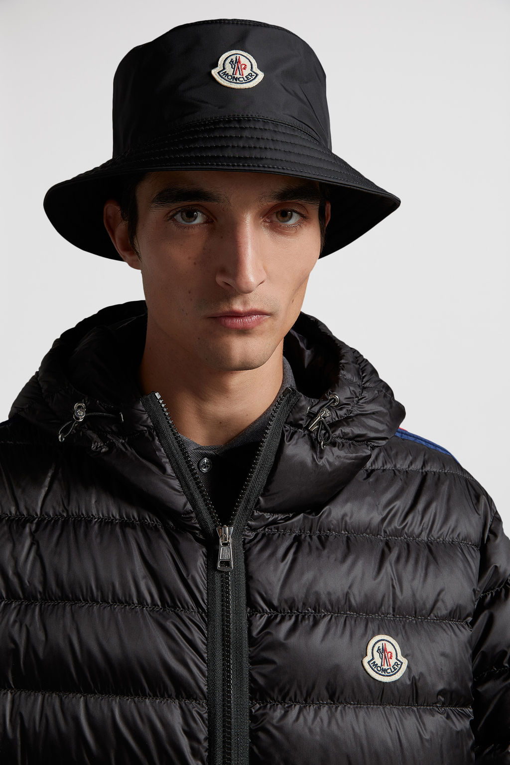 Cappello bucket con logo Nero - Cappelli & Berretti Uomo | Moncler IT