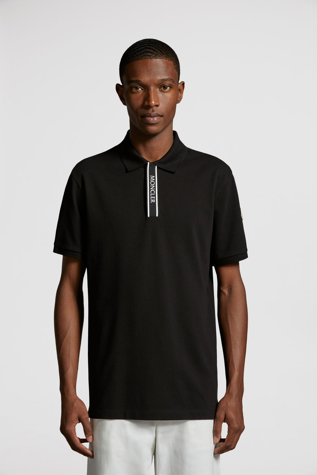 Poloshirt mit Logostickerei Schwarz - Polos & T-Shirt für Herren ...
