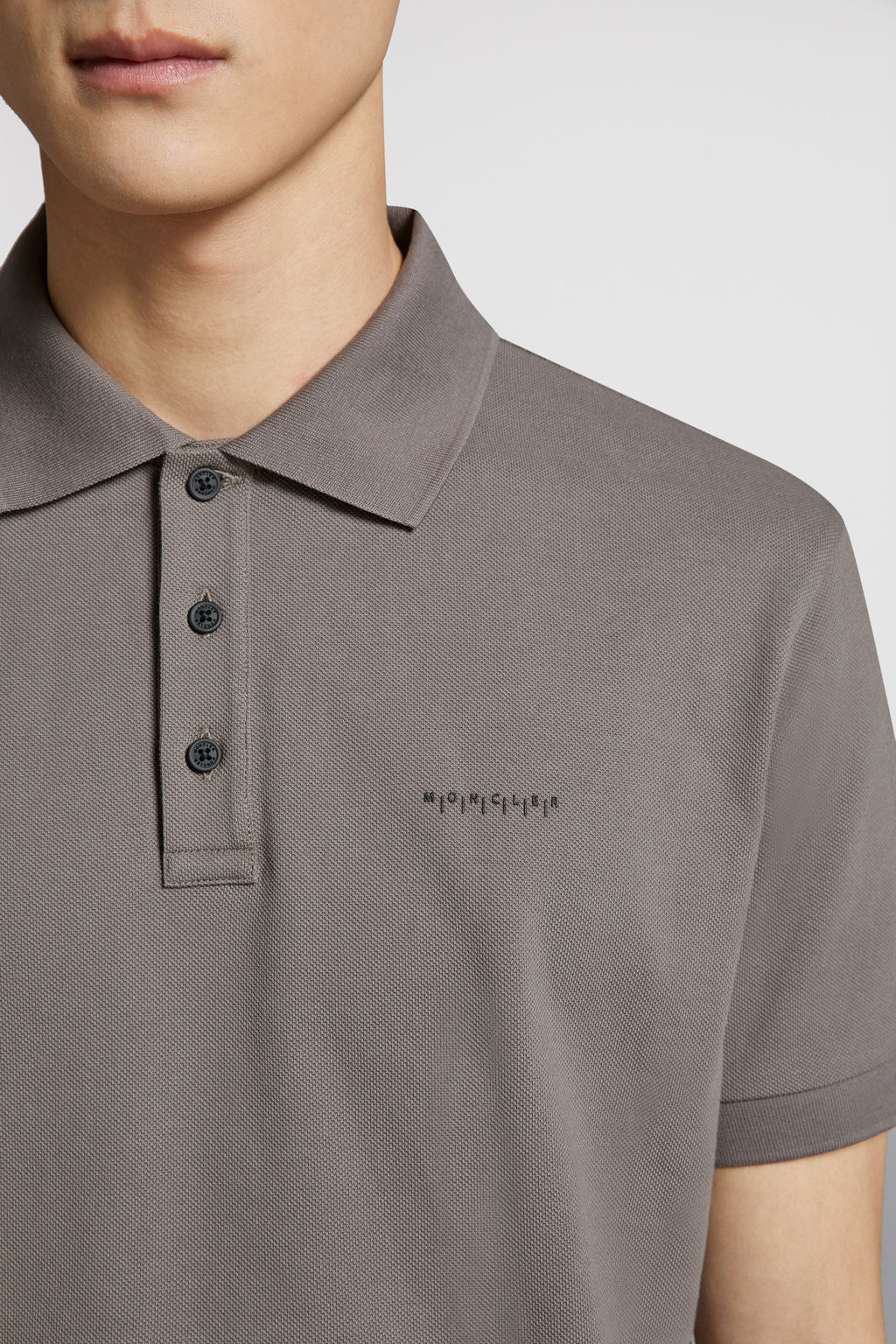 Poloshirt mit Logo-Akzente Grau Brau - Polos & T-Shirt für Herren ...
