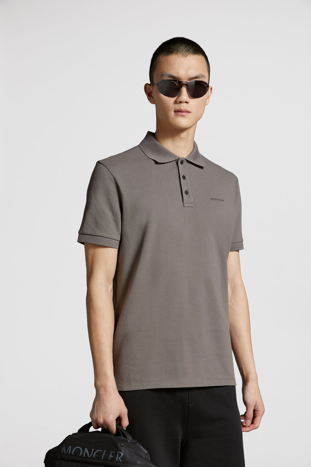 Poloshirt mit Logo-Akzente Grau Brau - Polos & T-Shirt für Herren ...