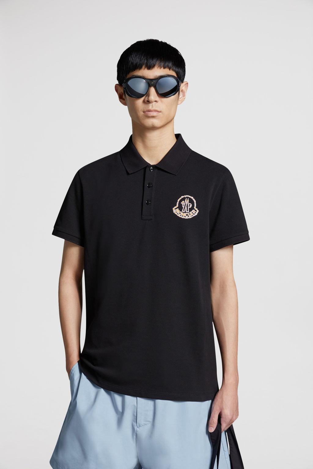 Poloshirt mit Logostickerei Schwarz - Polos & T-Shirt für Herren ...