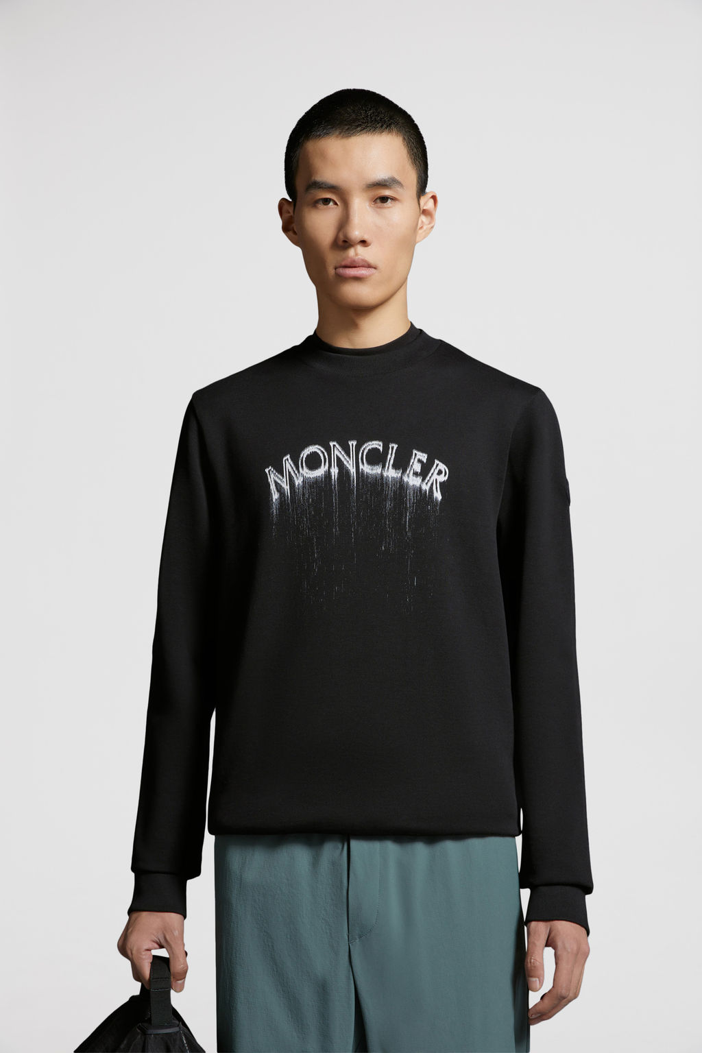 Black Logo Sweatshirt - Sweatshirts for Men | Moncler CA