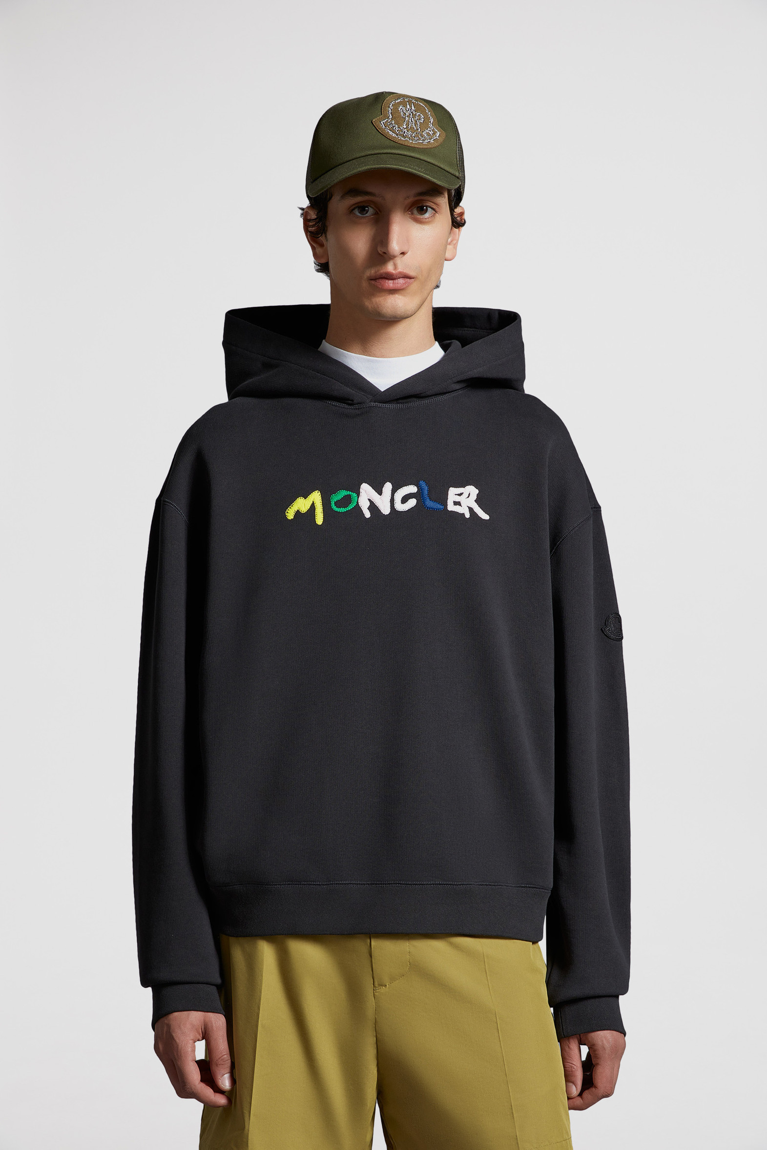 Sweat à capuche avec logo brodé Noir - Sweatshirts Homme | Moncler BE