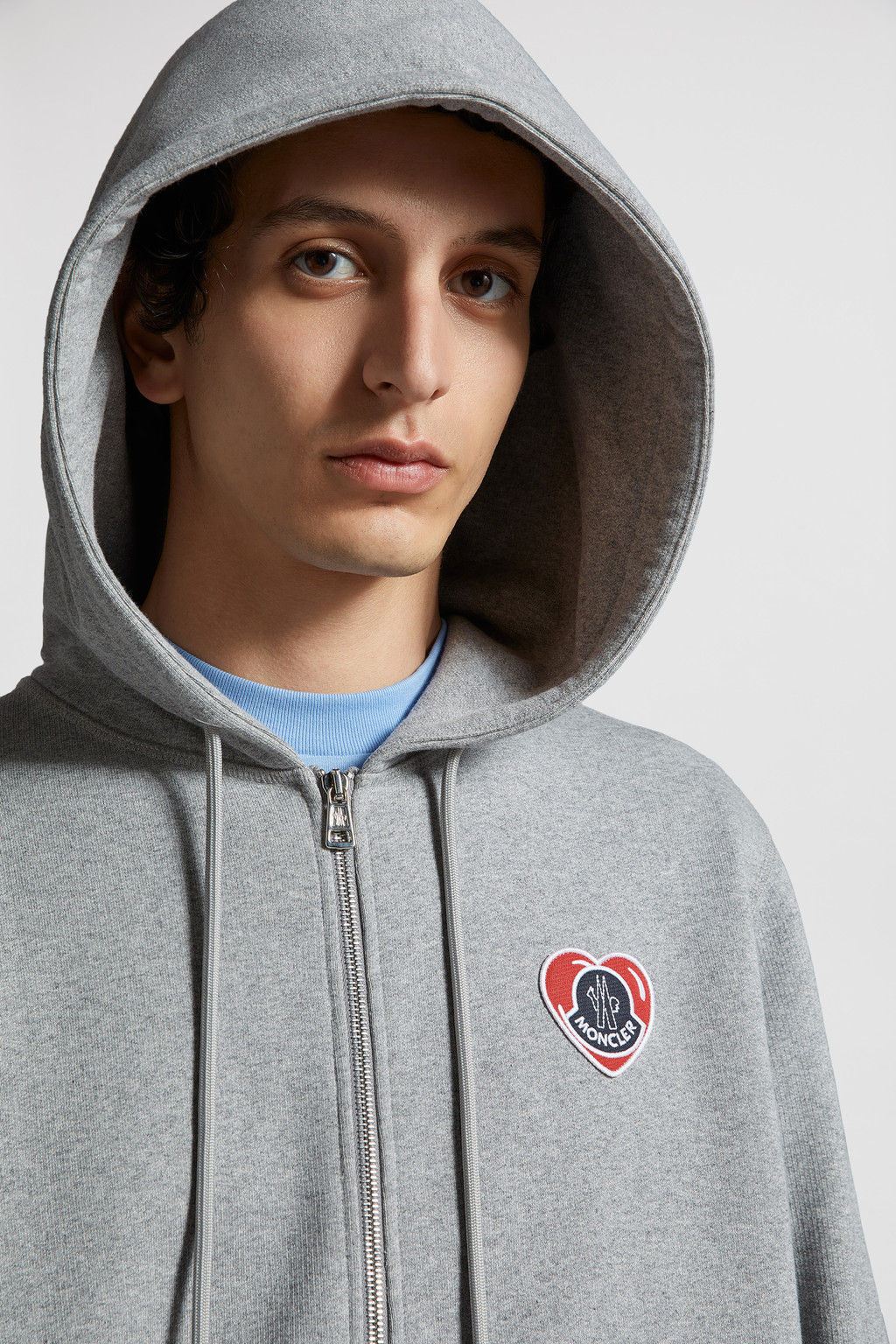 Light Gray Heart Logo Zip-Up Hoodie - Sweatshirts for Men | Moncler RO