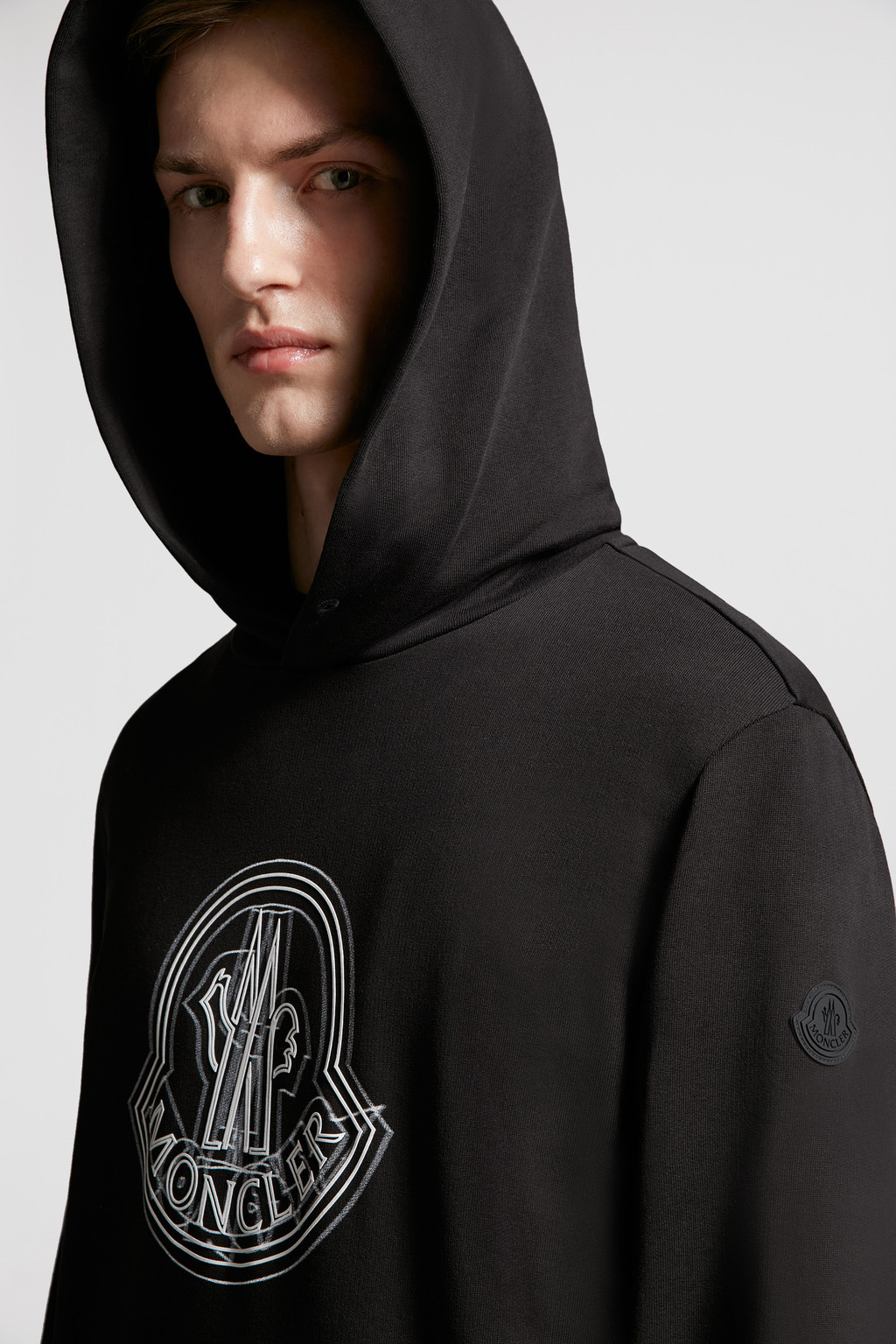 Black Logo Motif Hoodie - Sweatshirts for Men | Moncler NO