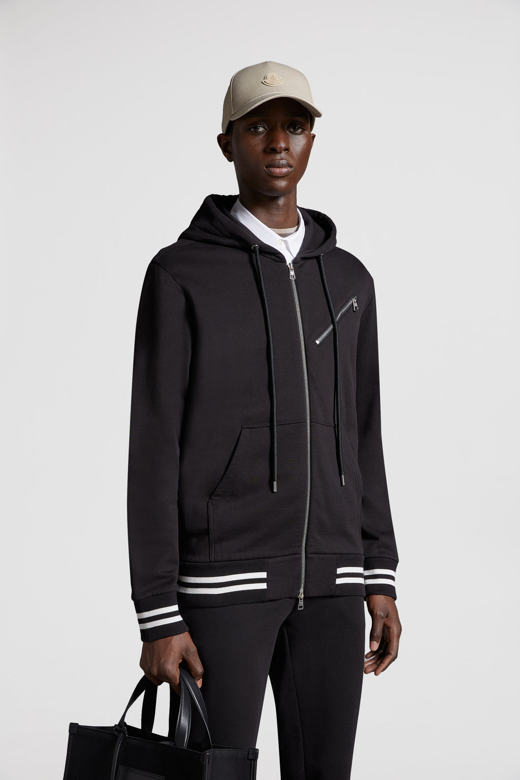 Sudadera Con Capucha Y Logotipo Gris Sudaderas De Hombre Moncler Es