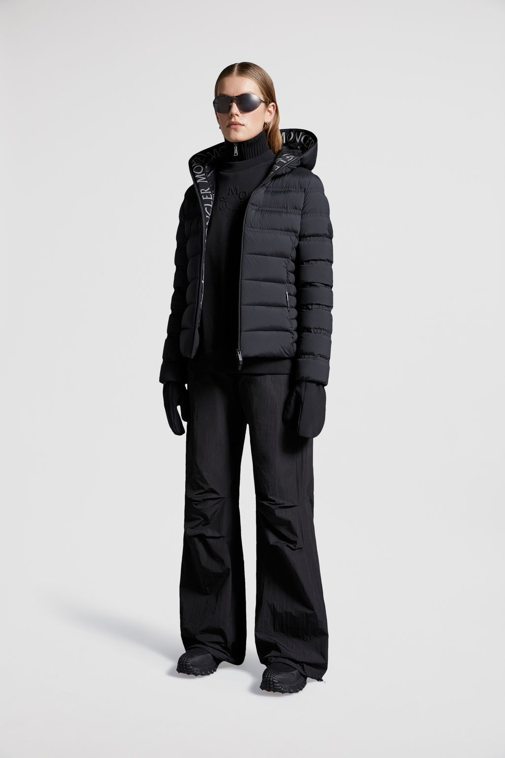 Black Medonte Short Down Jacket - Short Down Jackets for Women | Moncler GB