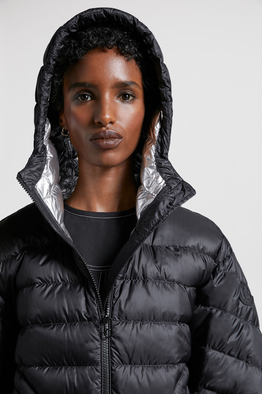 Black Delfo Short Down Jacket - Lightweight Down Jackets for Women | Moncler US