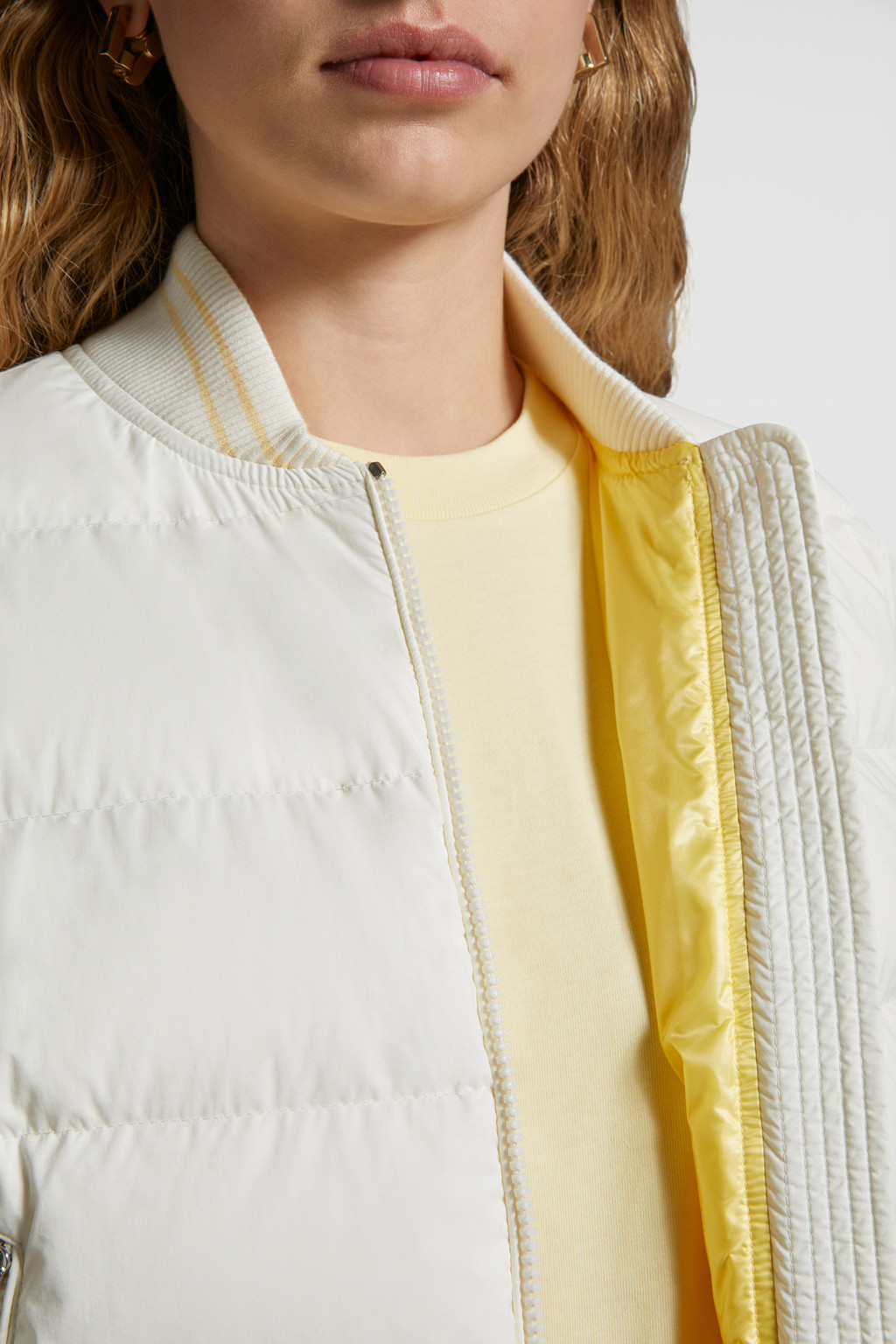 Argo Daunen-Bomberjacke Offwhite - Kurze Daunenjacken für Damen ...