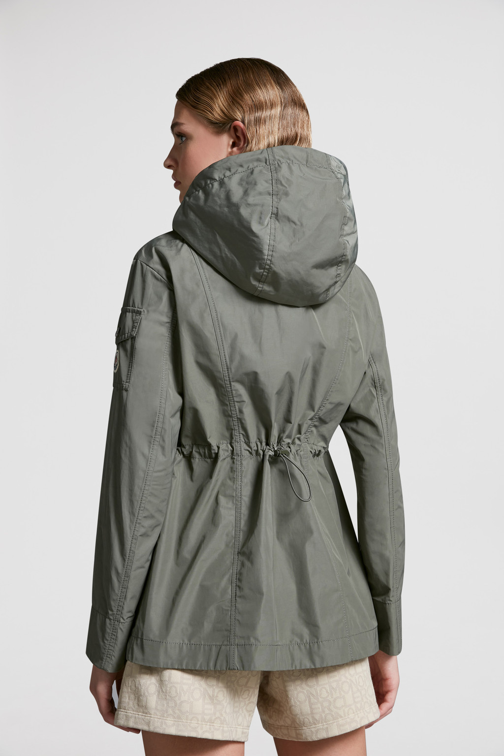 Leandro Parka Salbeigrün - Windjacken und Regenmäntel für Damen ...