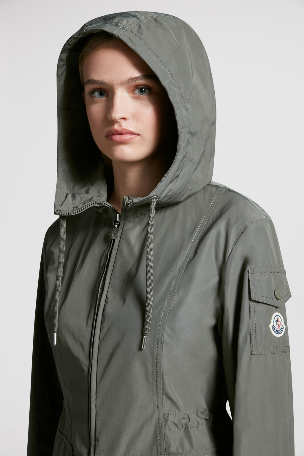 Parka Leandro Verde Salvia - Impermeabili e Giacche a Vento Donna | Moncler IT