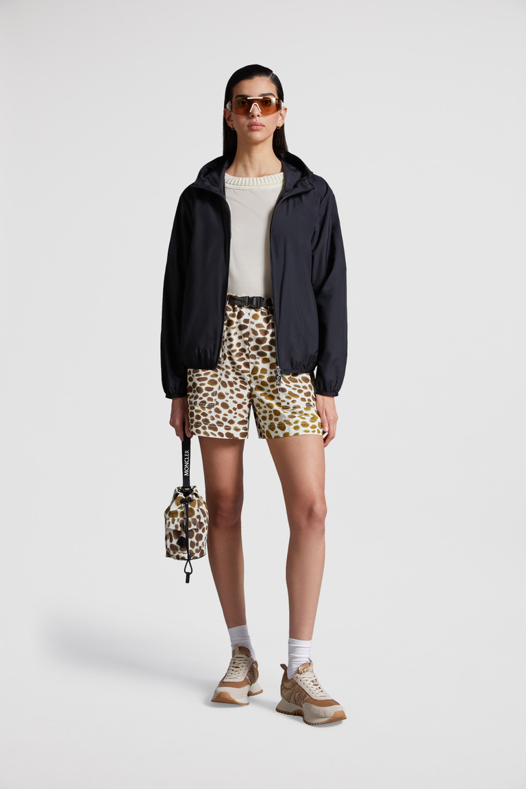 Windbreakers, Raincoats & Rain Jackets for Women | Moncler US
