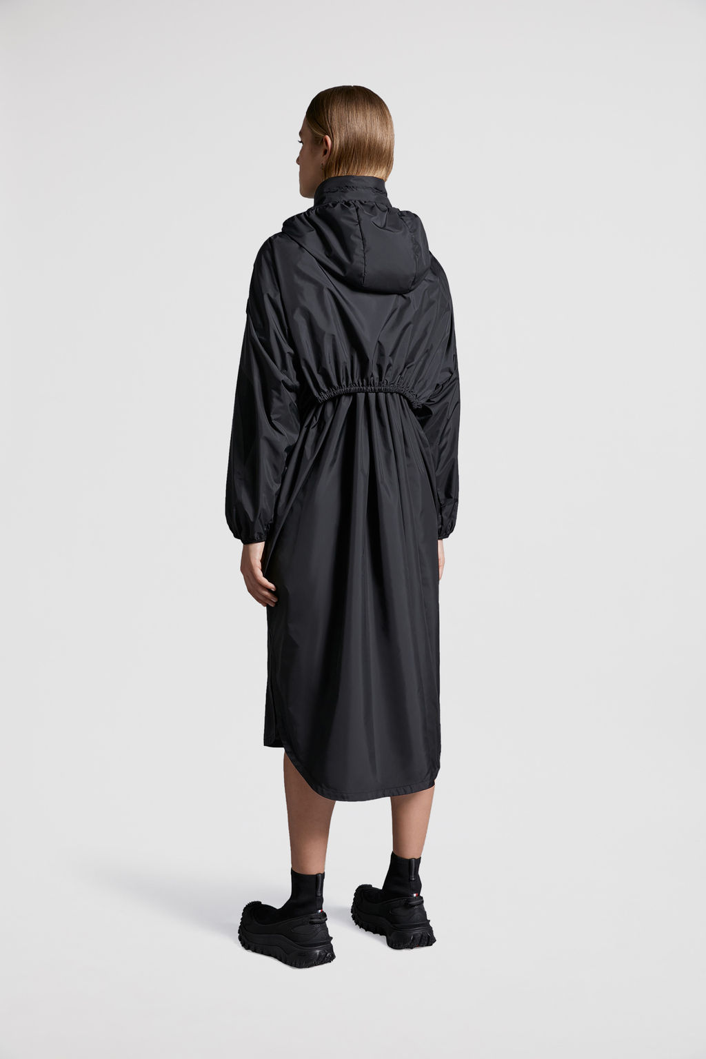 Black Licasto Rain Coat - Windbreakers & Raincoats for Women | Moncler US