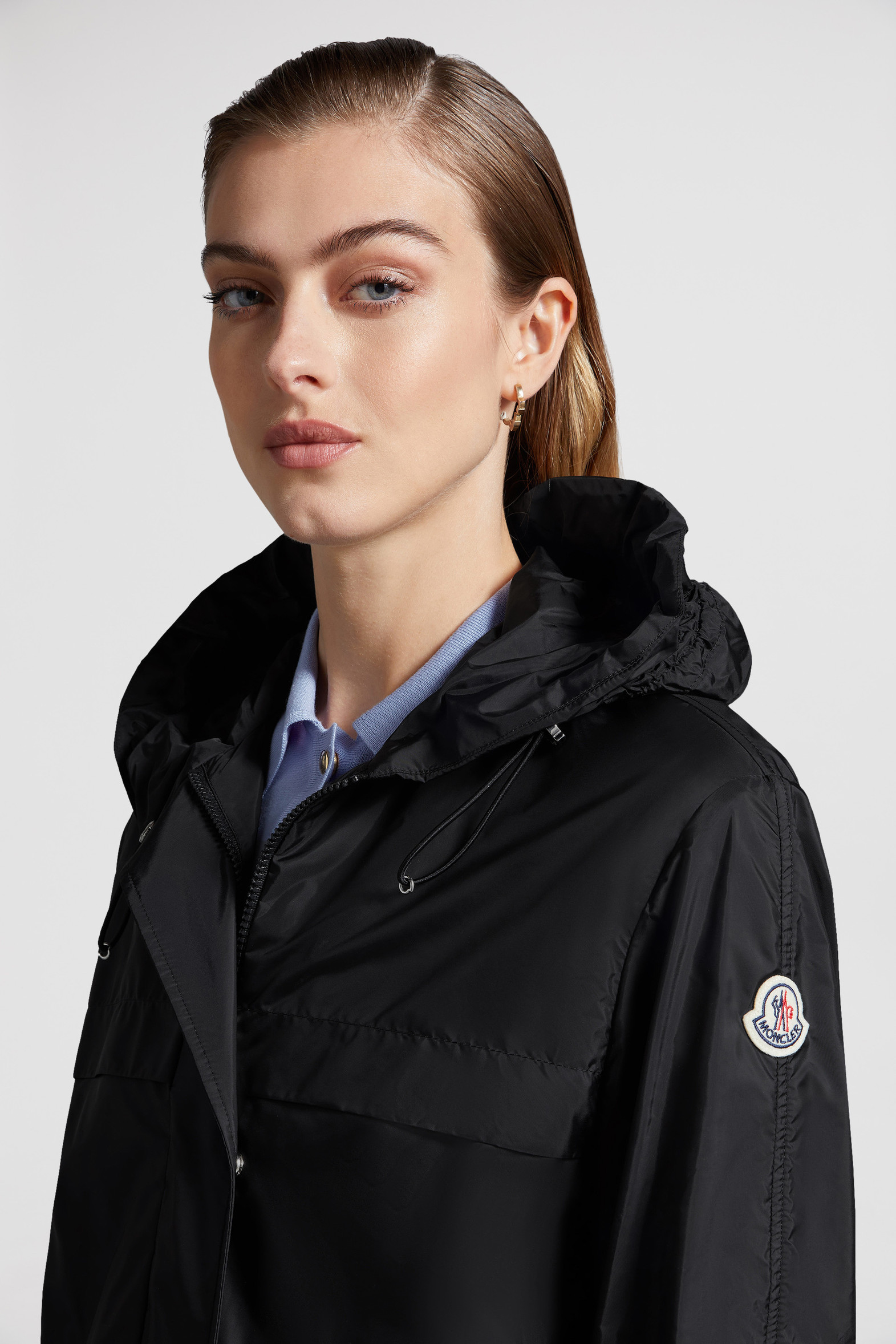 Black Hiengu Rain Coat - Windbreakers & Raincoats for Women | Moncler HR