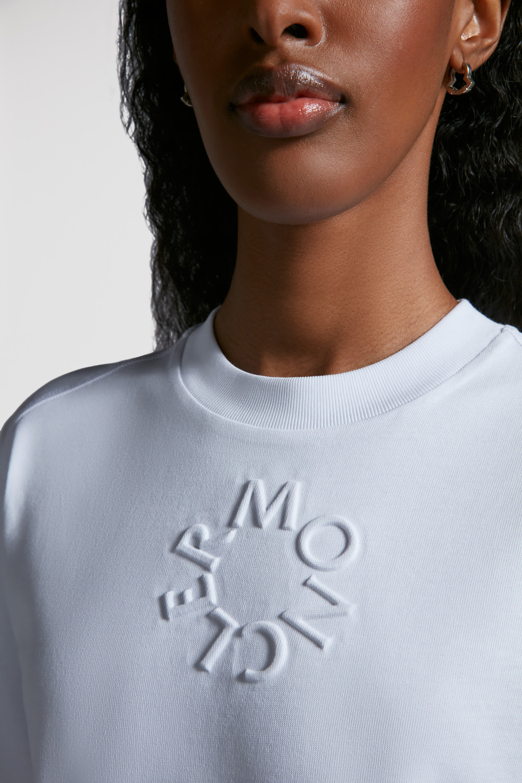 Camiseta con logotipo en relieve Blanco Óptico - Tops y camisetas de ...