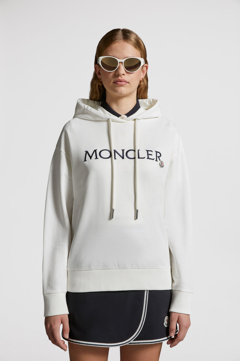 Kapuzenpullover mit Logostickerei Weiß - Sweatshirts für Damen | Moncler DE