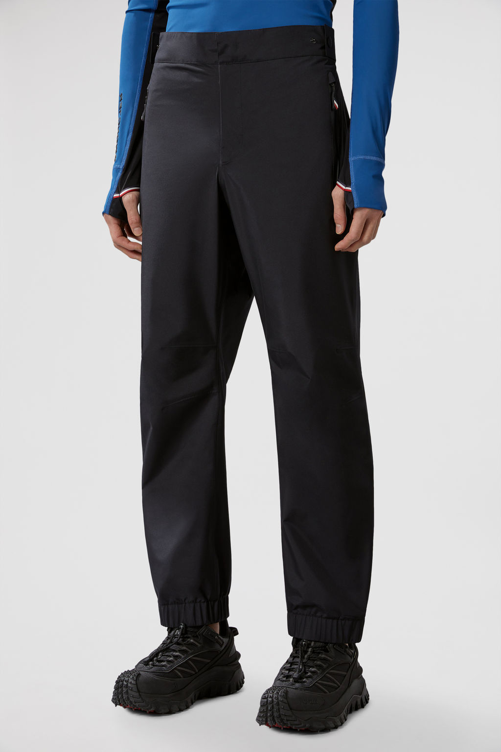 Black Gore-Tex Trousers - Trousers & Shorts for Men | Moncler ES