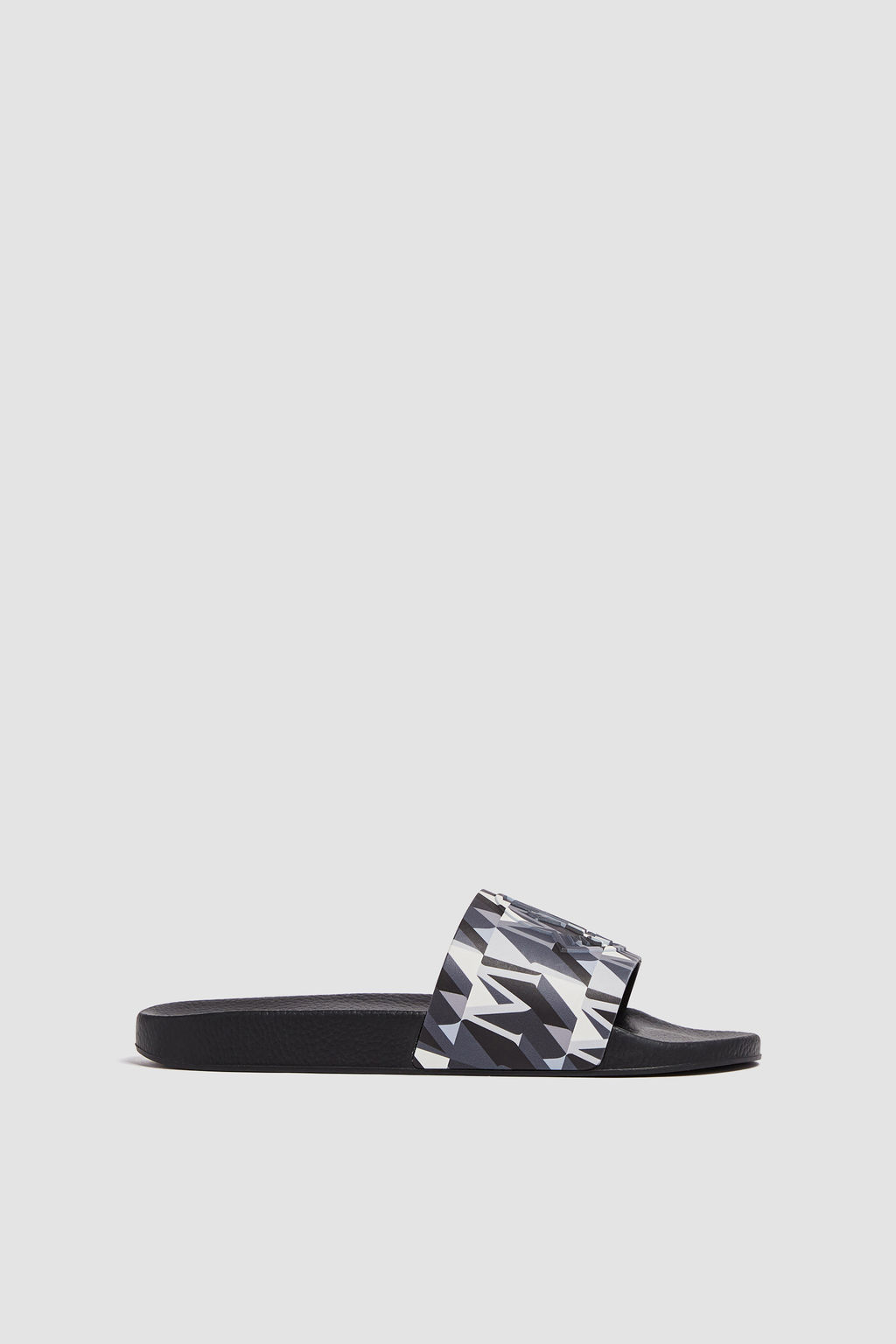 Black Basile Sliders - Sandals & Sliders for Men | Moncler NL
