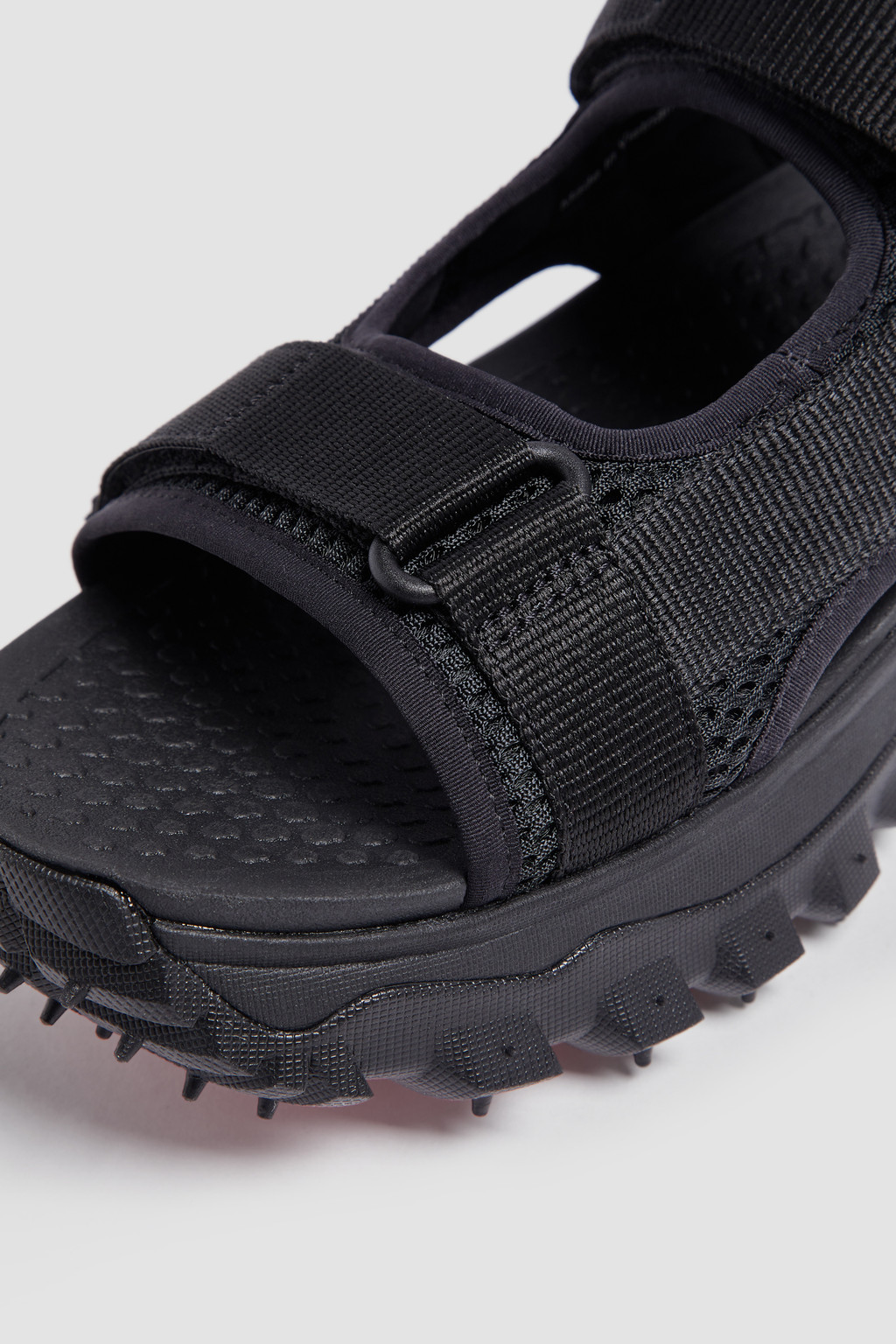 Black Trailgrip Vela Sandals - Sandals & Sliders for Men | Moncler DE