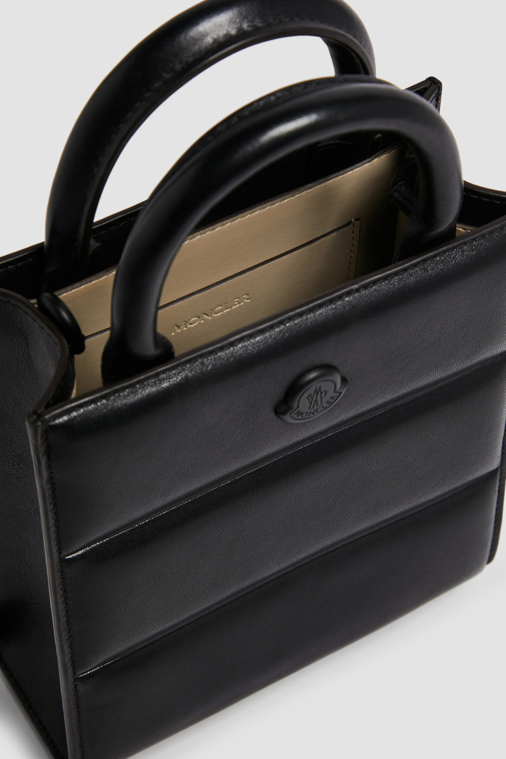 Mini-cabas Doudoune en cuir Noir - Sacs et Petits accessoires Femme ...