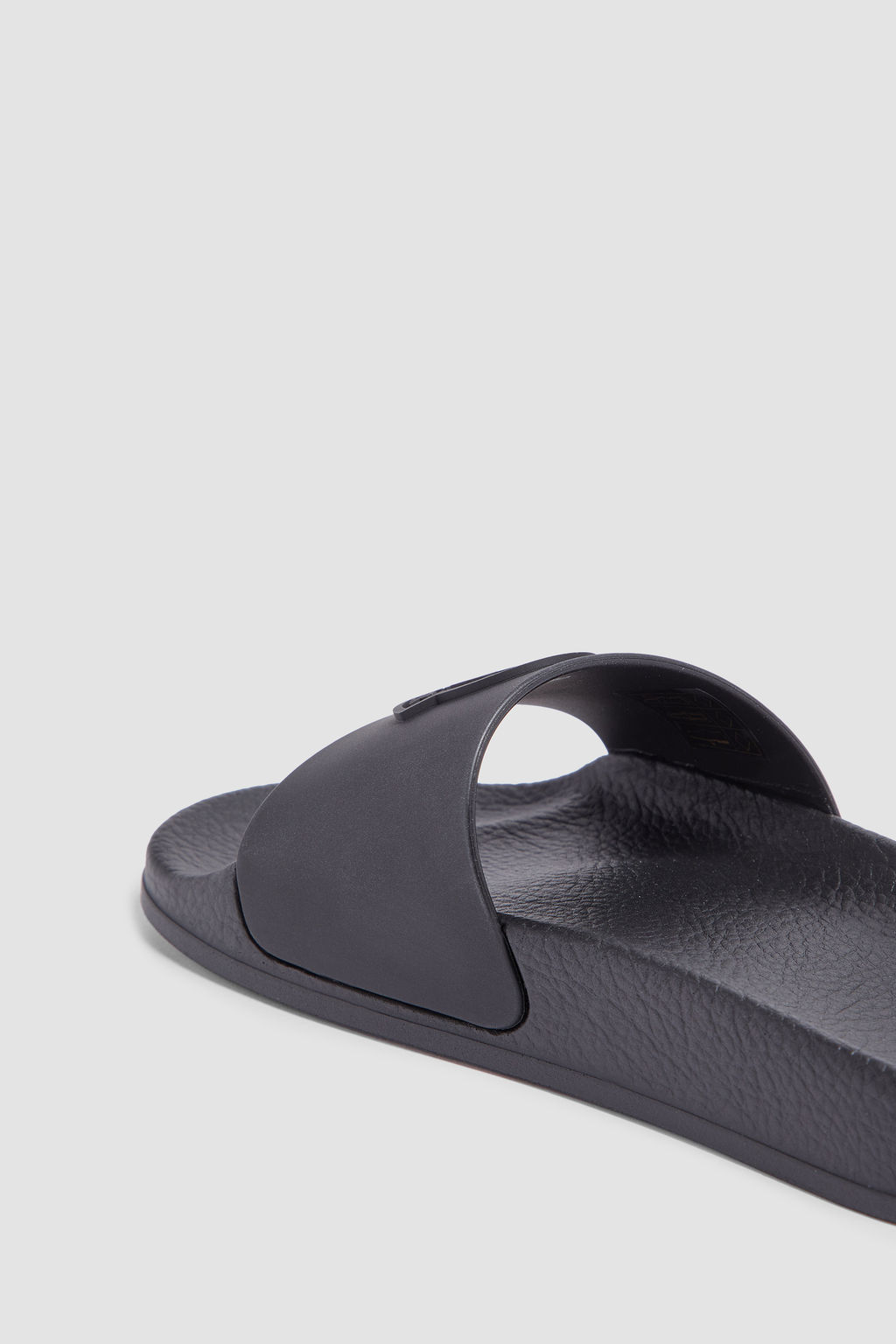 Kids' Clothing - Coats, Down Jackets, Hoodies & Dresses | Moncler