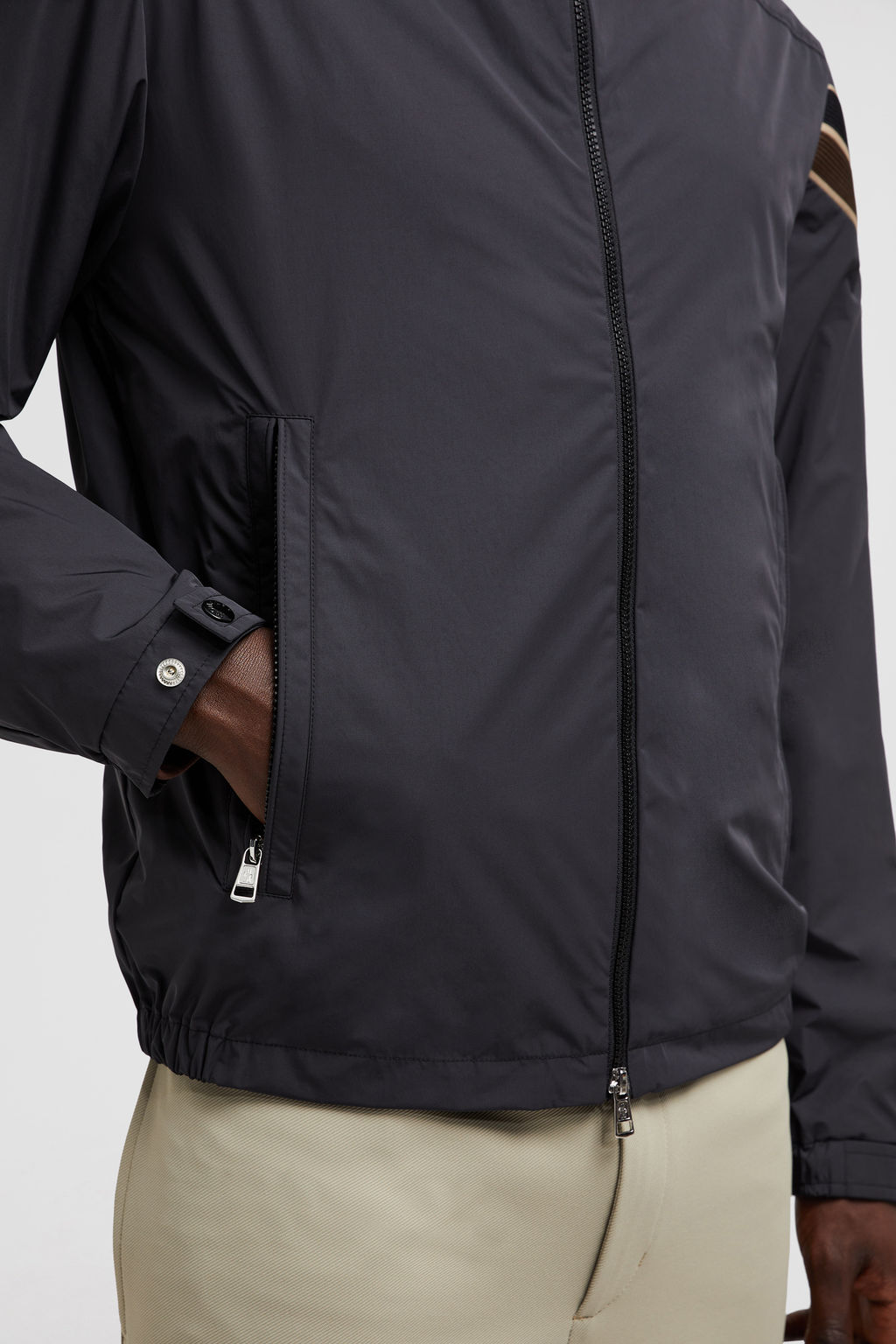 Giacca a vento Claut Nero - Impermeabili e Giacche a Vento Uomo ...