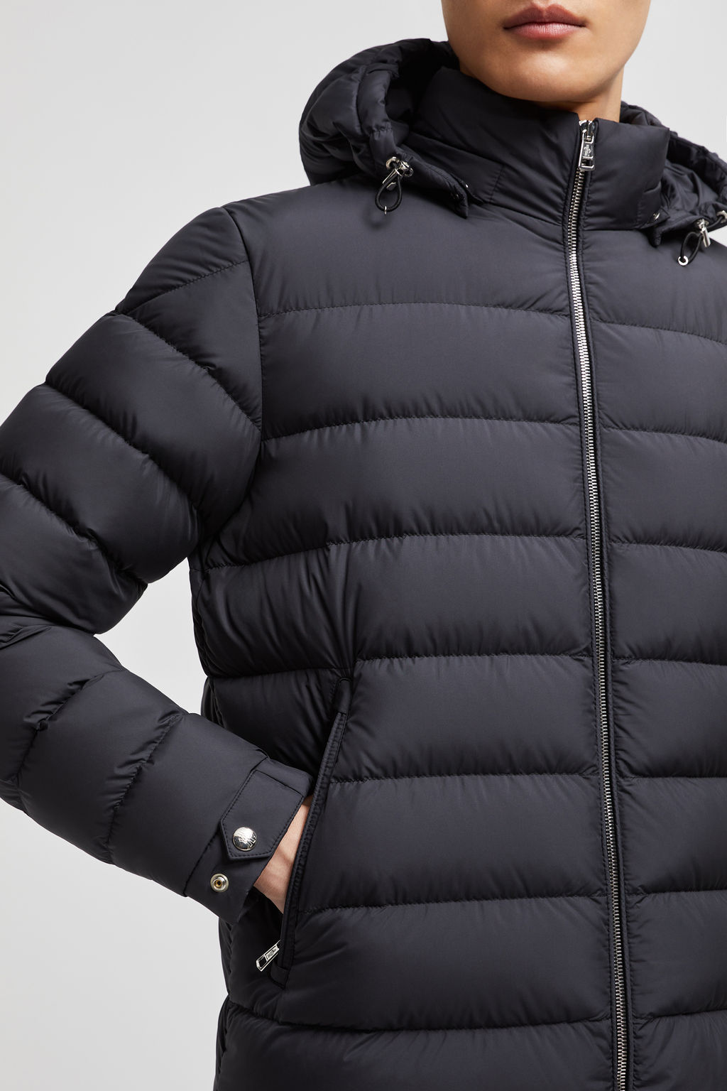 Black Arneb Short Down Jacket - Short Down Jackets for Men | Moncler HK