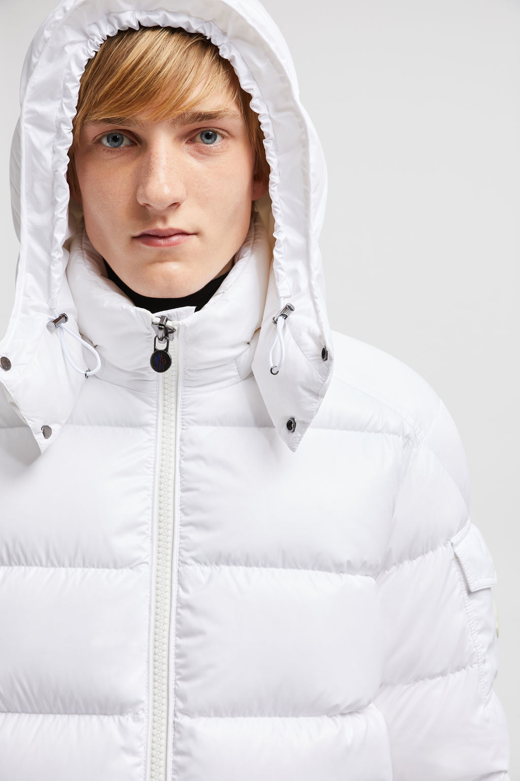 Moncler Maya Kurze Daunenjacke Weiß - Kurze Daunenjacken für Herren ...