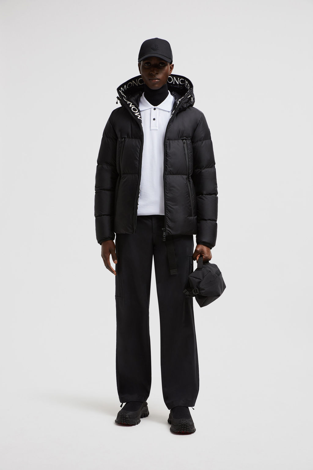 Black Solander Batman Down Jacket - Short Down Jackets for Men | Moncler DK