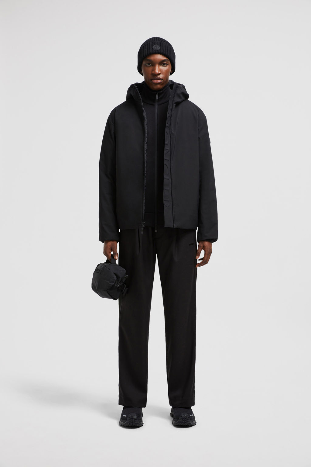 Black Ripstop Jogging Pants - Pants & Shorts for Men | Moncler US