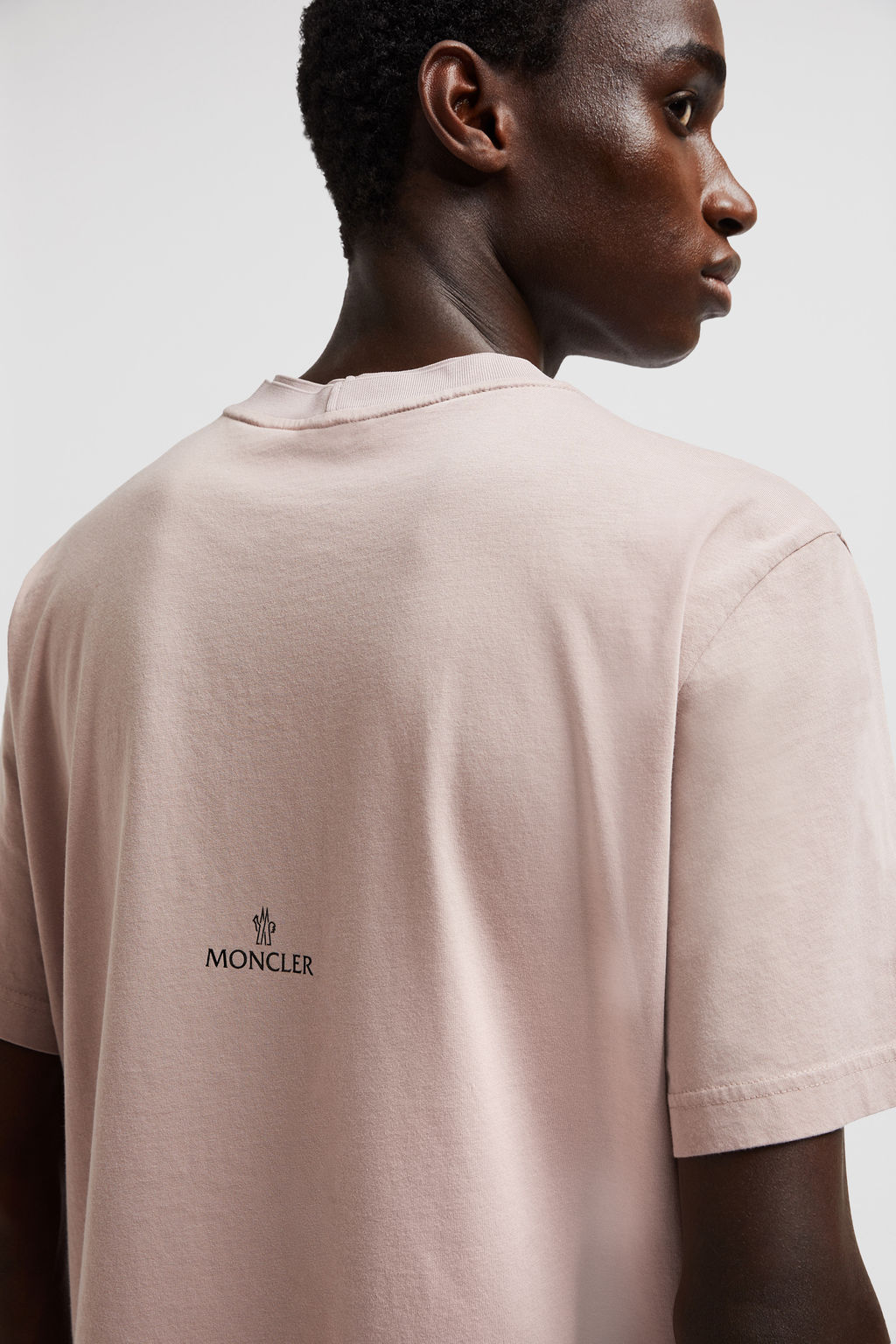 Light Pink Logo Patch T-Shirt - Polos & T-shirts for Men | Moncler US