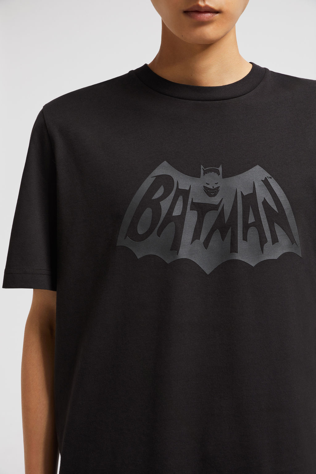 Black Batman Logo T-Shirt - Polos & T-shirts for Men | Moncler NL