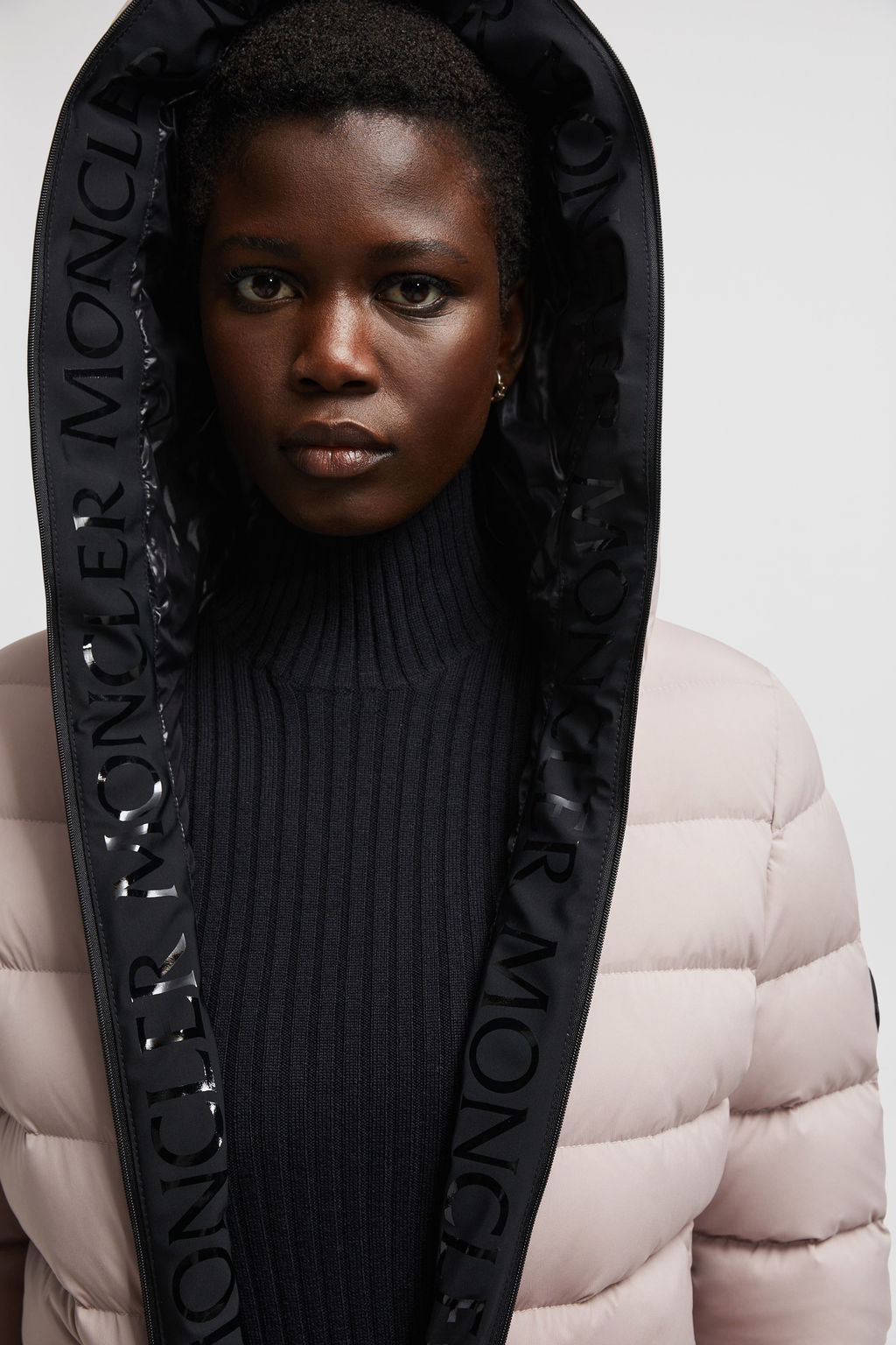 Light Pink Herbe Short Down Jacket - Short Down Jackets for Women | Moncler NL