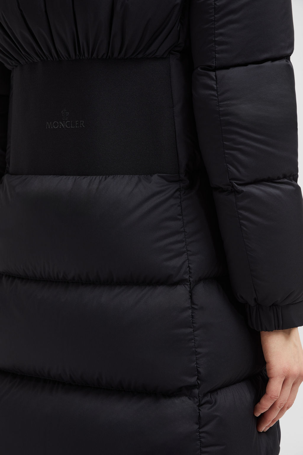 Black Arredoun Long Down Jacket - Long Down Jackets for Women | Moncler US
