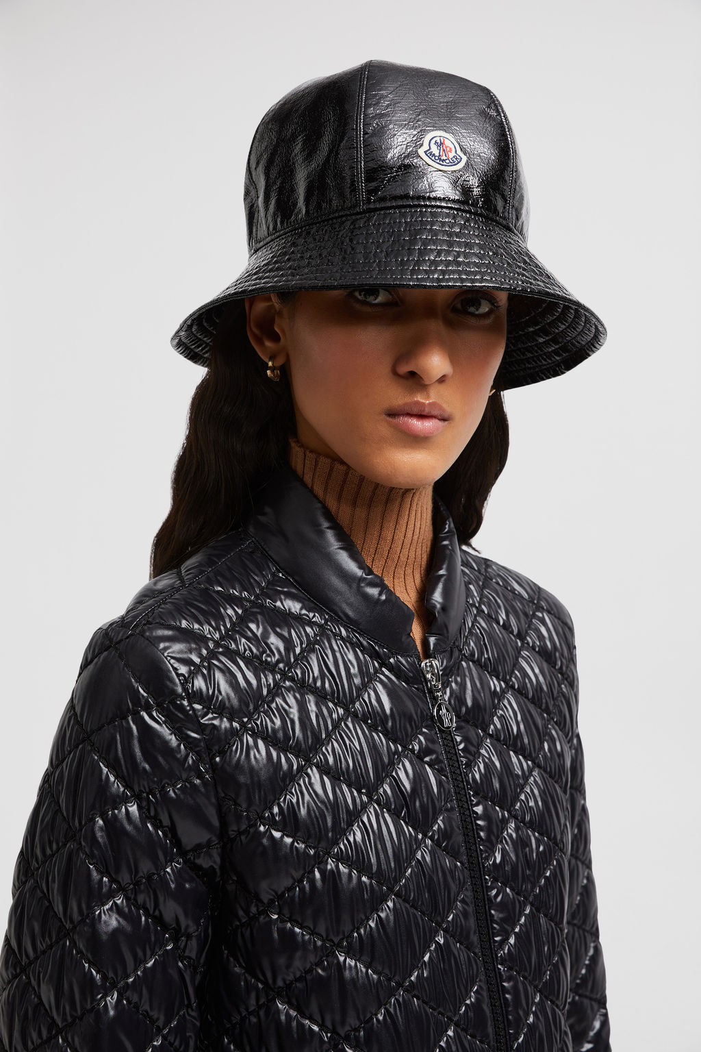 Bucket Hats, Beanies, Caps & Visors for Women | Moncler US