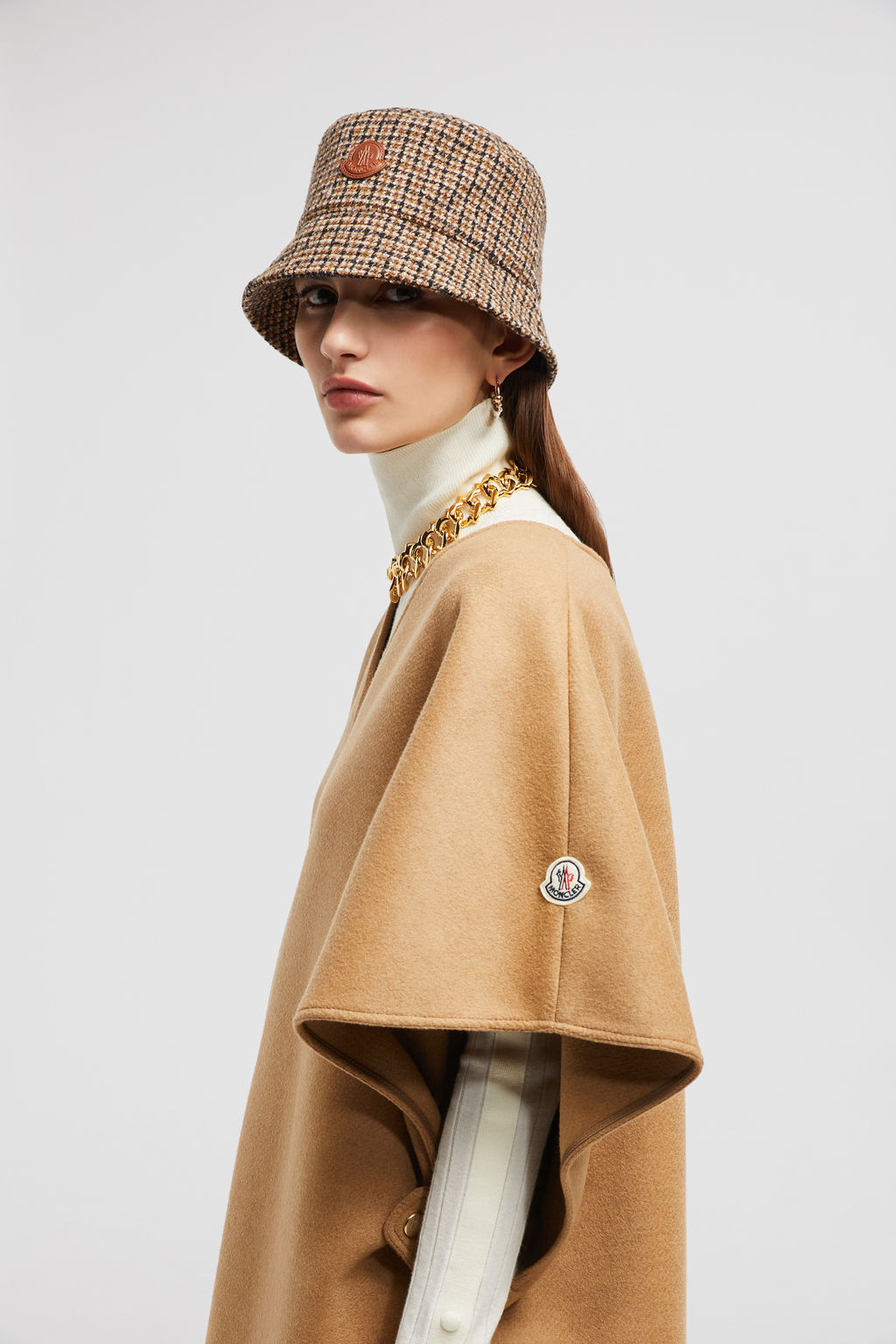 Bucket Hats, Beanies, Caps & Visors for Women | Moncler US