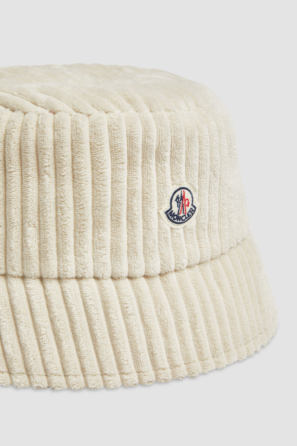 Bucket Hats, Beanies, Caps & Visors for Women | Moncler US
