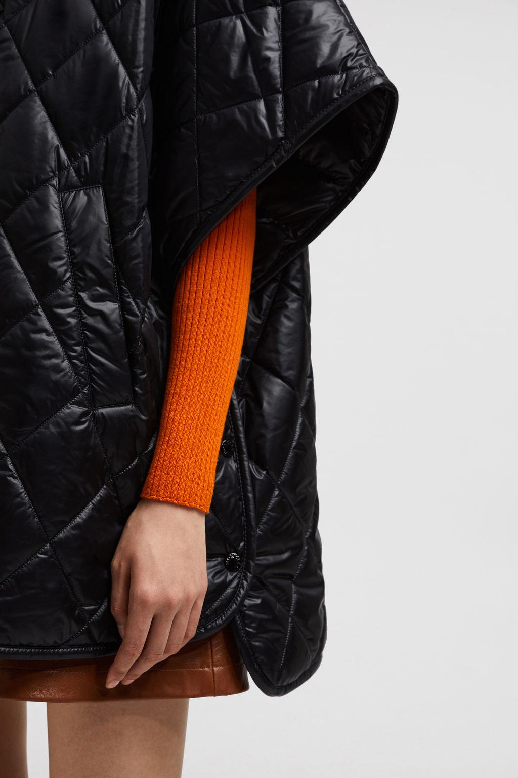 Black Padded Cape - Capes for Women | Moncler US