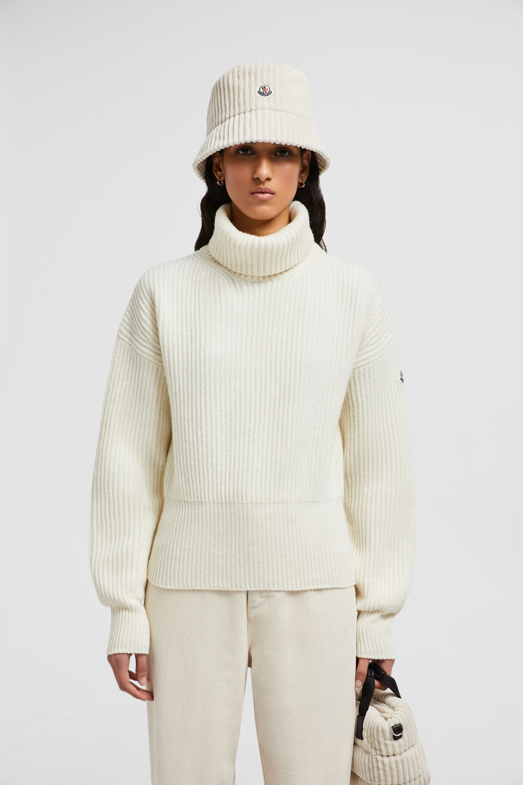 Pull à Col Roulé En Laine Blanc Pulls And Cardigans Femme Moncler Fr