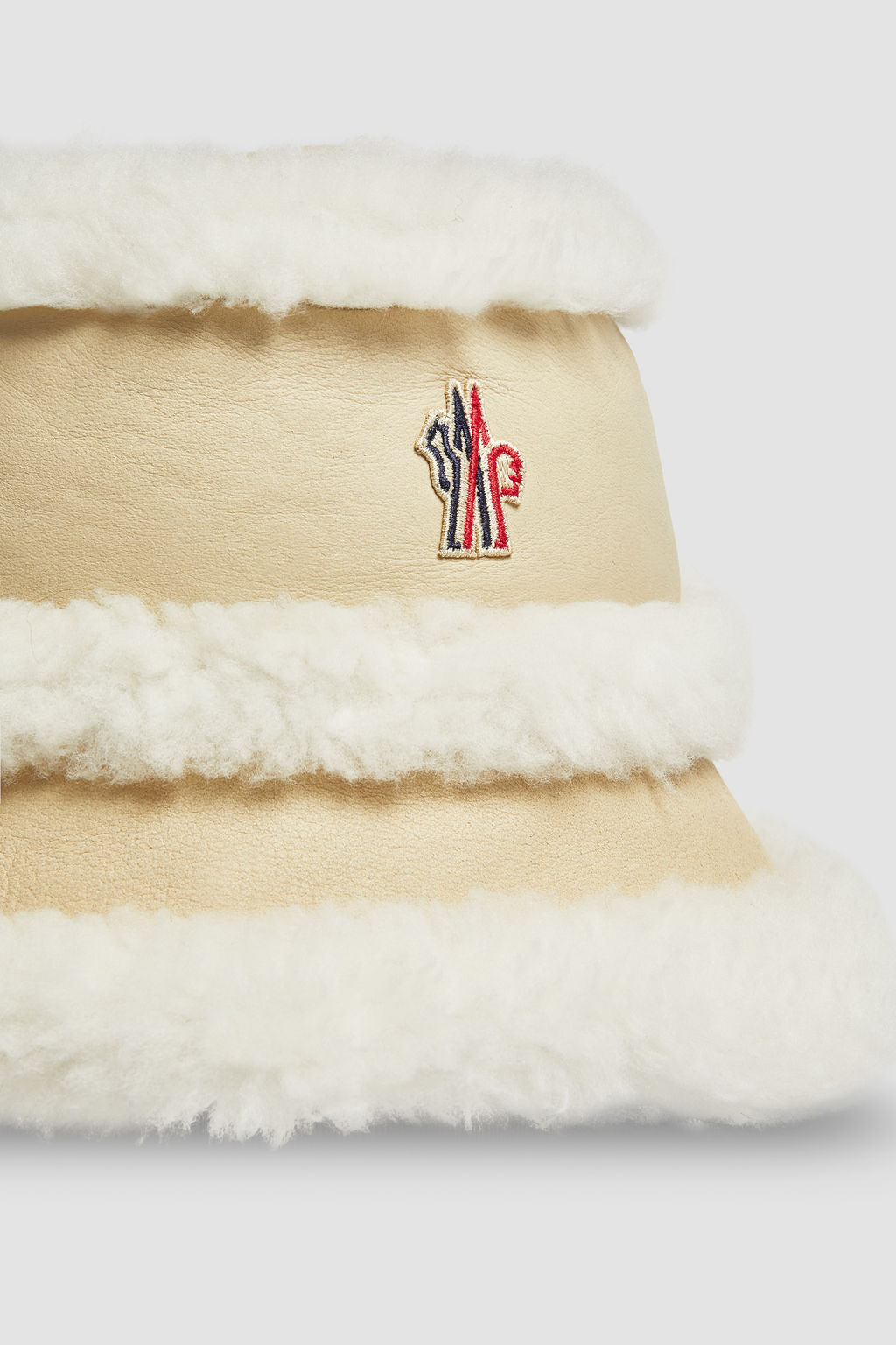 Gorro pescador de oveja reversible Blanco - Gorras y Gorros de Mujer | Moncler US