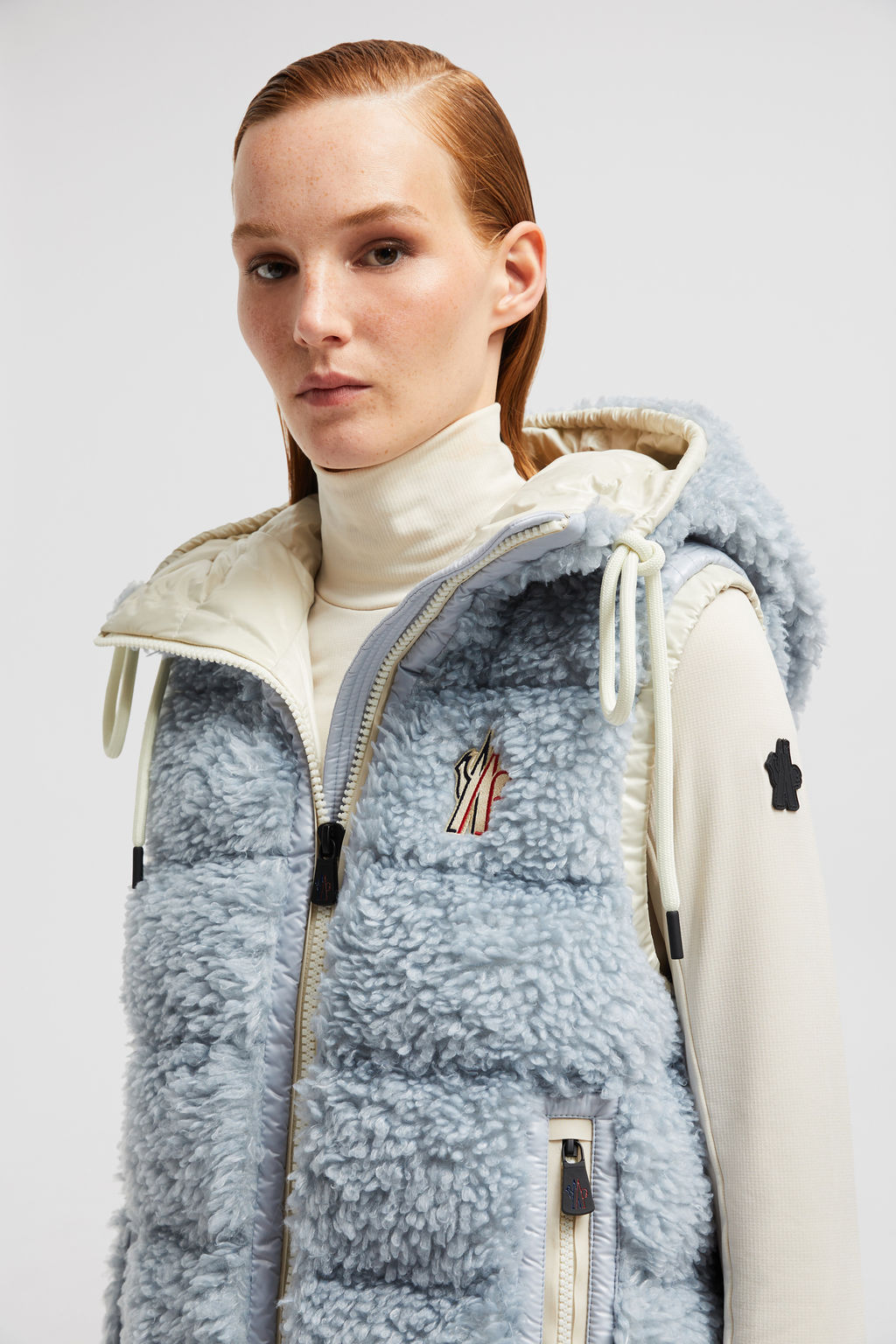 Wattierte Teddy-Weste mit Reißverschluss Hellblau - Westen für Damen ...