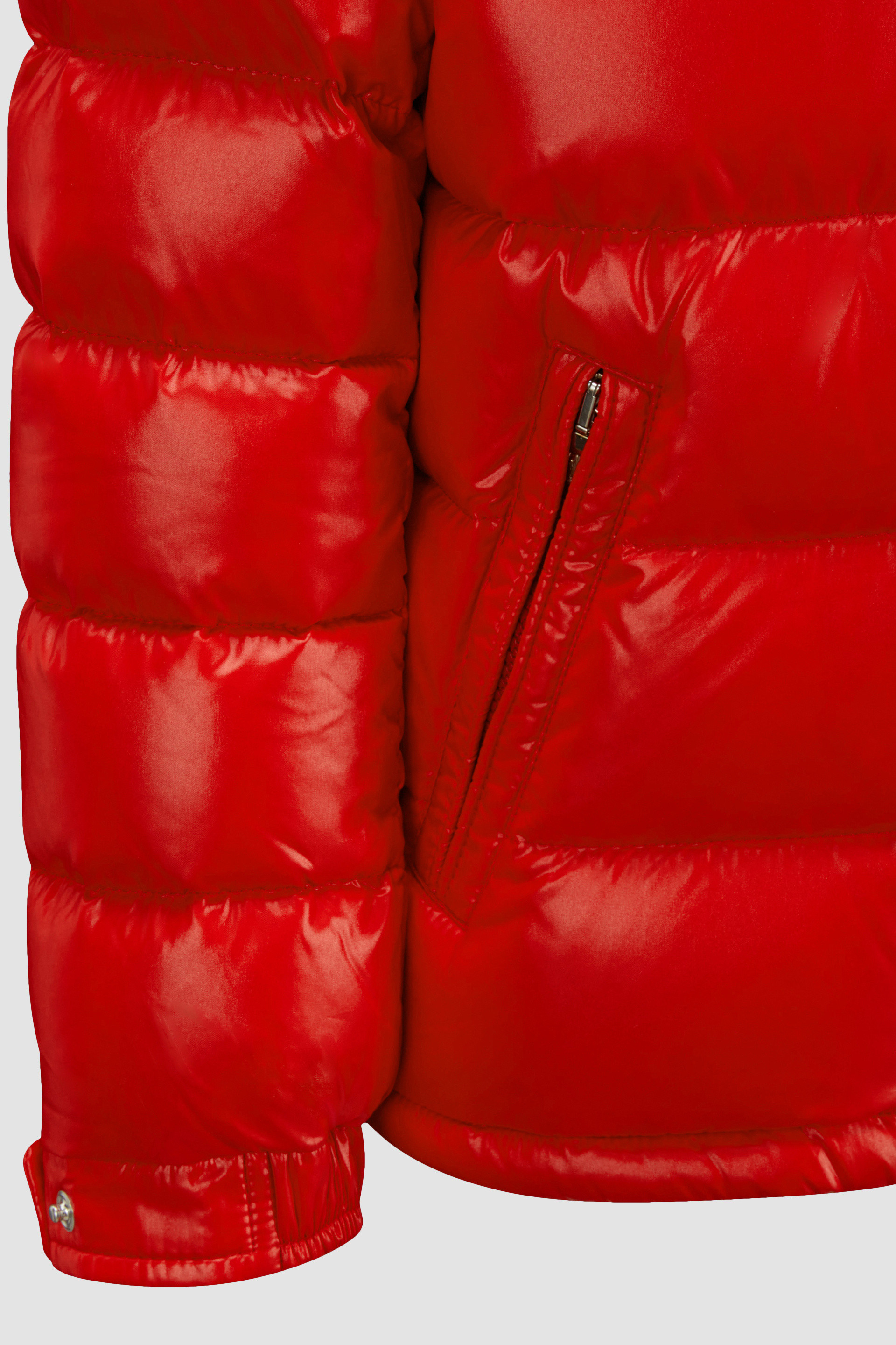 スカーレットレッド New Moncler Mayaダウンジャケット : ダウン スカーレットレッド New Moncler Mayaダウンジャケット : ダウン
