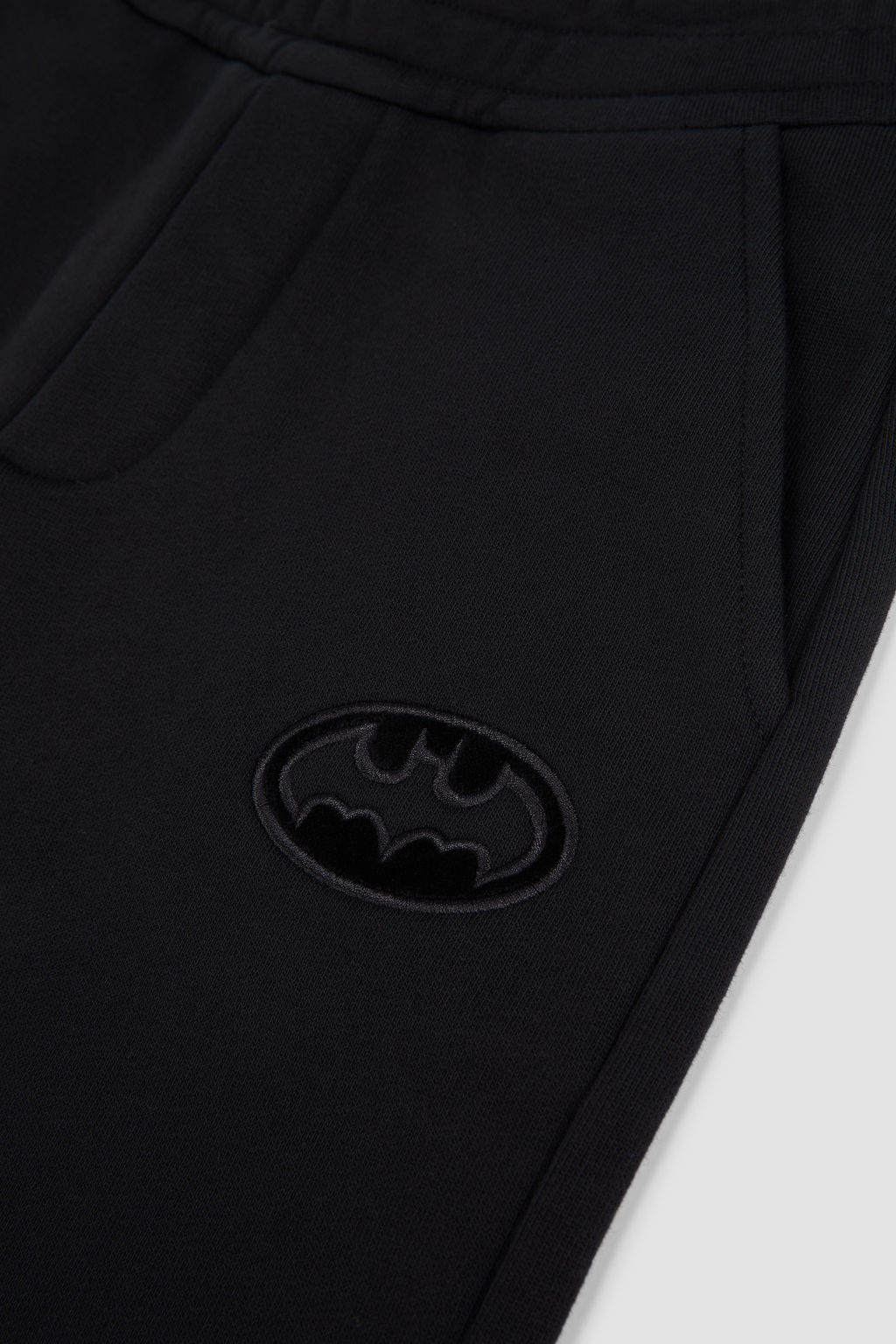 Black Batman Logo Sweatpants - Pants & Tracksuits for Children | Moncler US