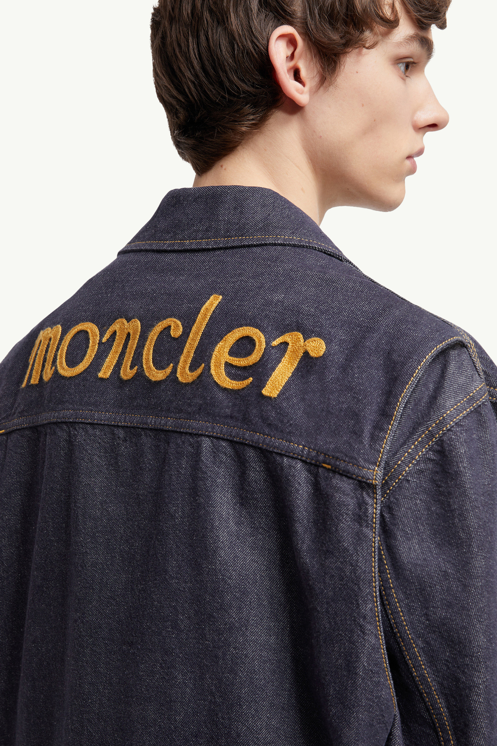 Genius 向けの Moncler x Mercedes-Benz by Nigo - コレクション Genius 向けの Moncler x Mercedes-Benz by Nigo - コレクション
